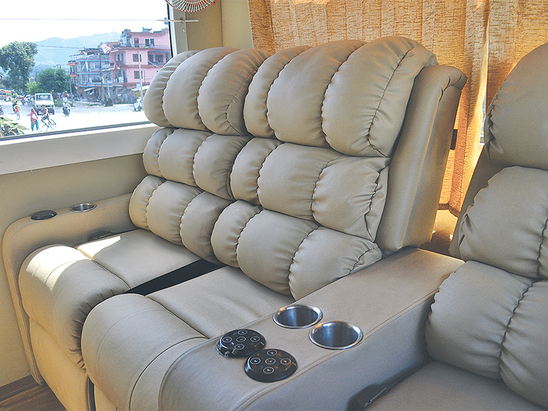 super-deluxe-buses-to-ply-pokhara-kathmandu-route