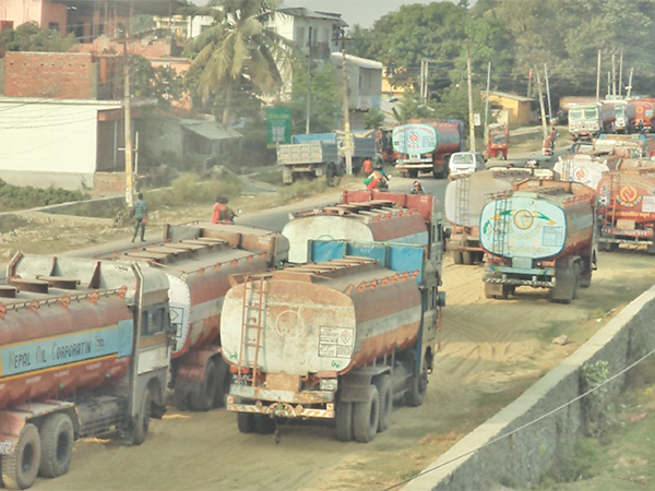 198 fuel tankers cross into Nepal from south