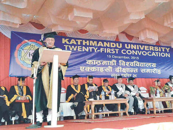 1,243 students graduate from KU
