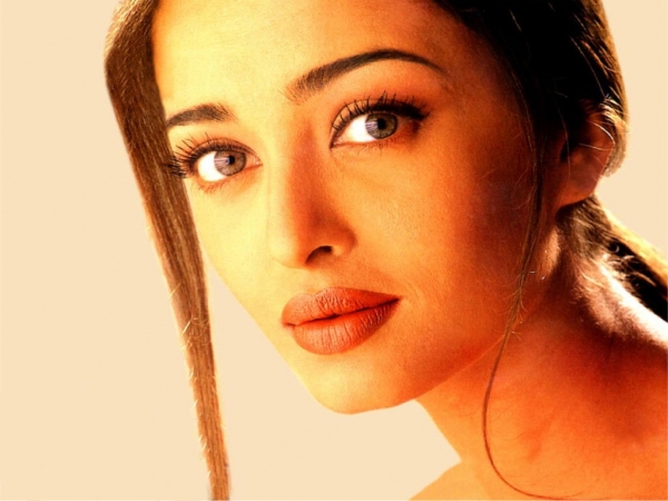 I enjoy intense films: Aishwarya Rai Bachchan