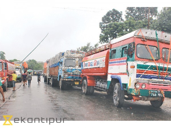 82 tankers enter through Jogbani border