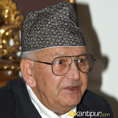 Thapa takes initiatives for consensus through 'dinner meet'