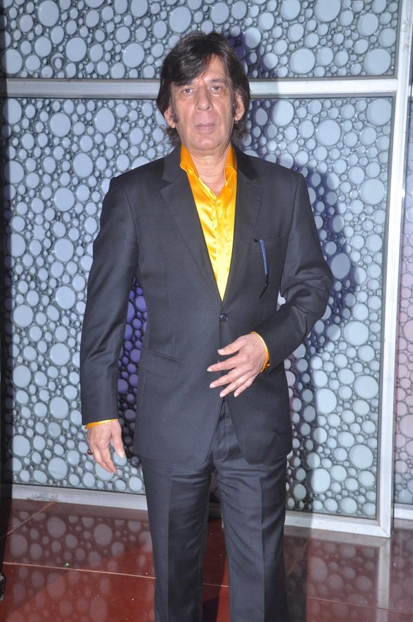 Bollywood comedian Razak Khan dead