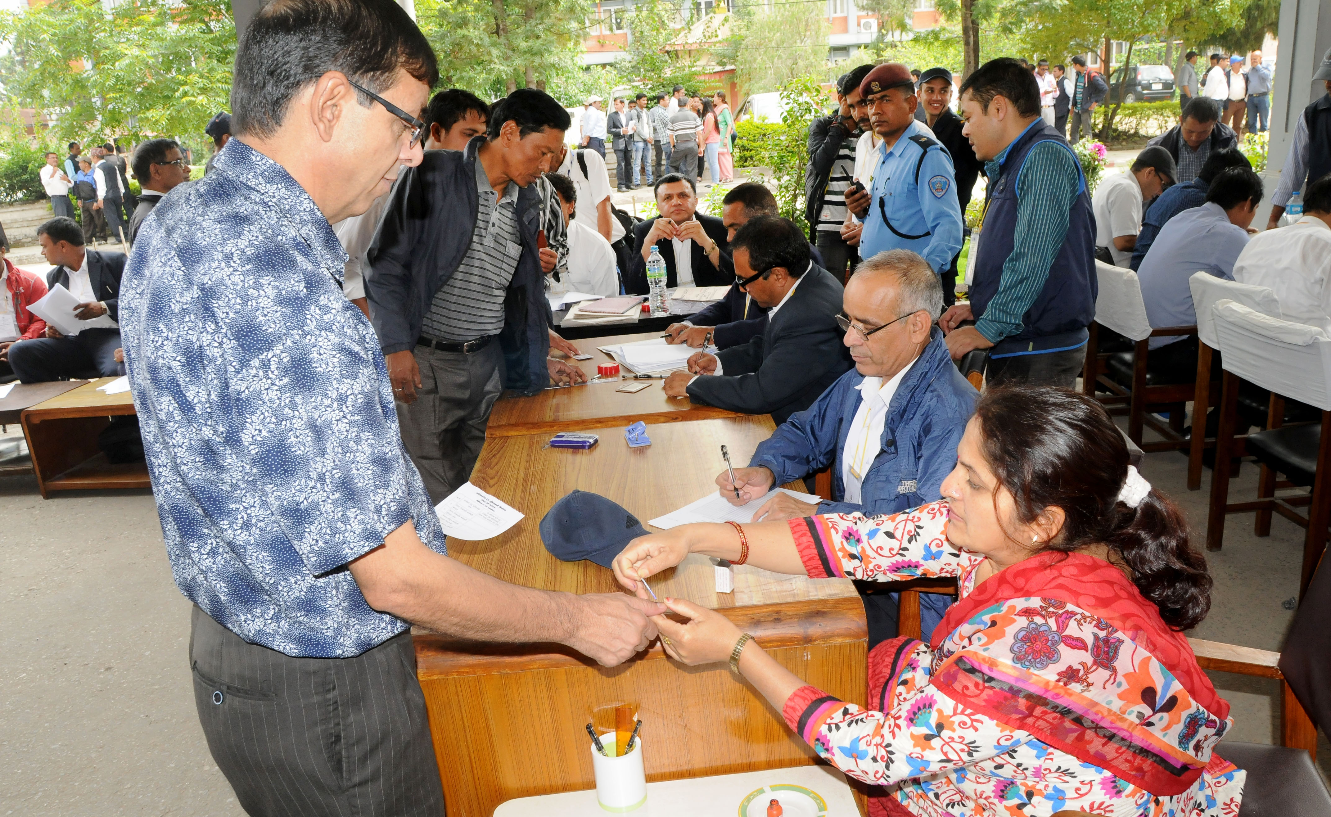 Civil servants across nation vote to pick official union