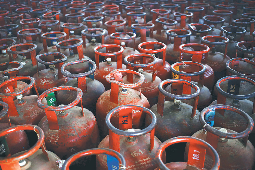 Circulation of poor-quality LPG cylinders puts consumers at risk