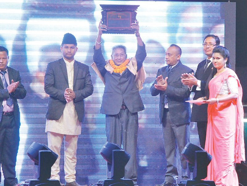 Legendary singer Joshi honoured in Itahari