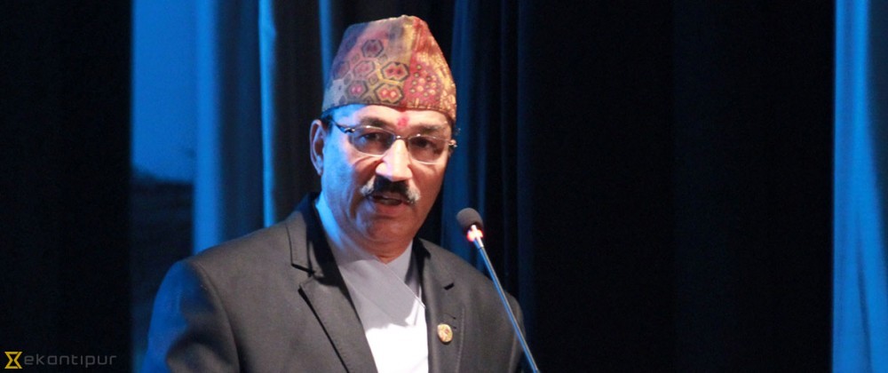 Thapa makes it to govt, again