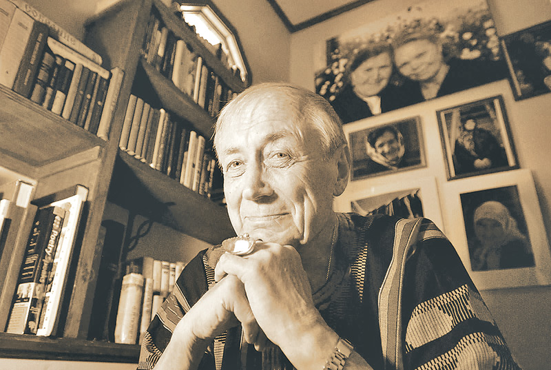 Soviet-era poet Yevgeny dies aged 84