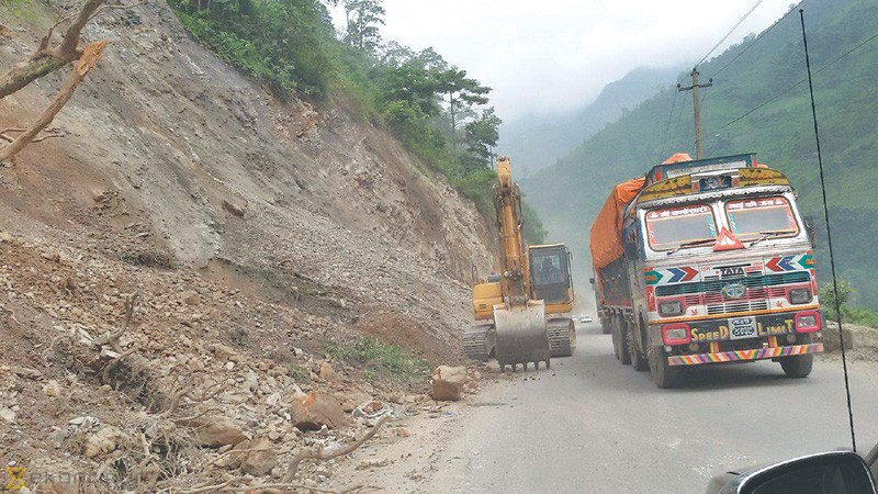Obstructed Narayangadh-Muglin road section resumes