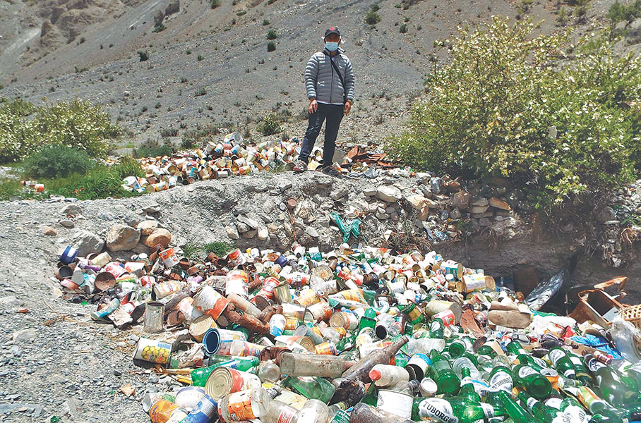 Littering on Annapurna Circuit raises concerns