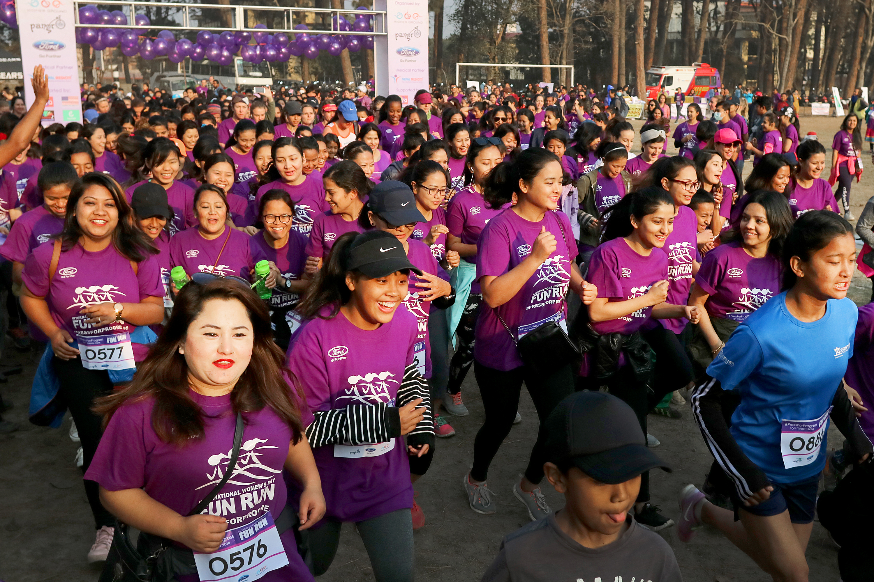 Thousands take part in Capital Fun Run (With photos)