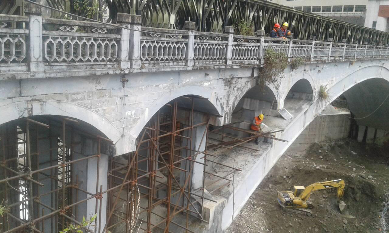 Chinese company starts rebuilding Miteri Bridge in Sindhupalchok