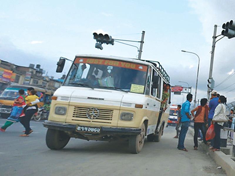 Countrywide ban on vehicles older than 20 yrs from March 15