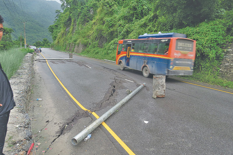 New Narayangadh-Muglin road cracks and sinks from the edge