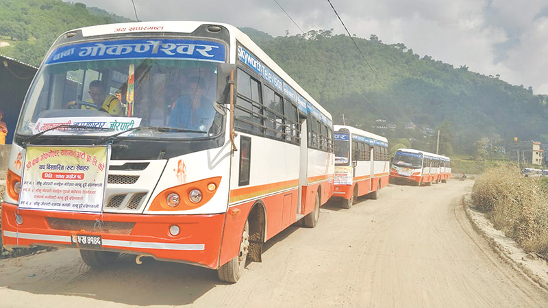 New luxury buses alleviate commuters’ daily ordeal