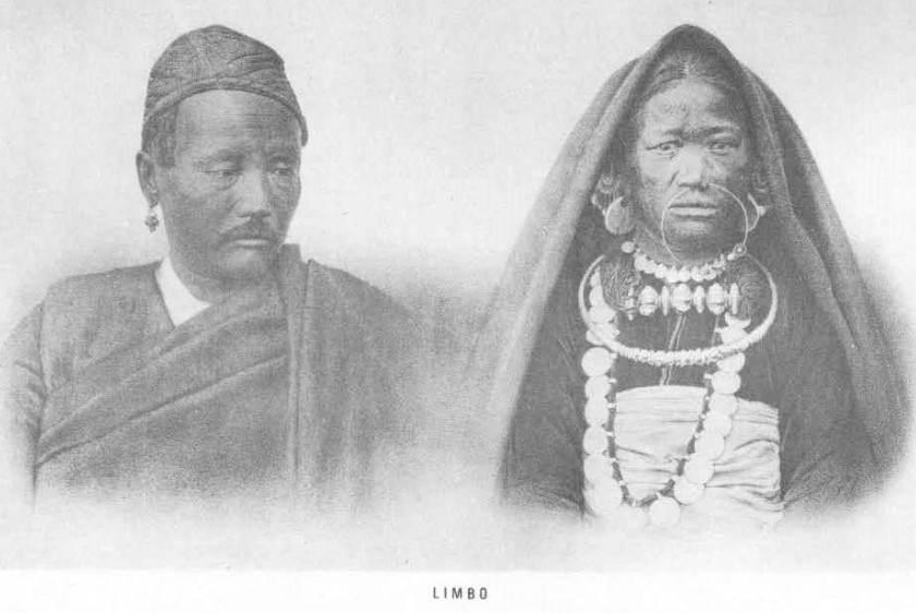 This ancient coin necklace is making a comeback