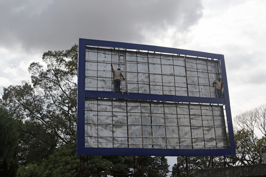 City officials to clear hoarding boards in a week