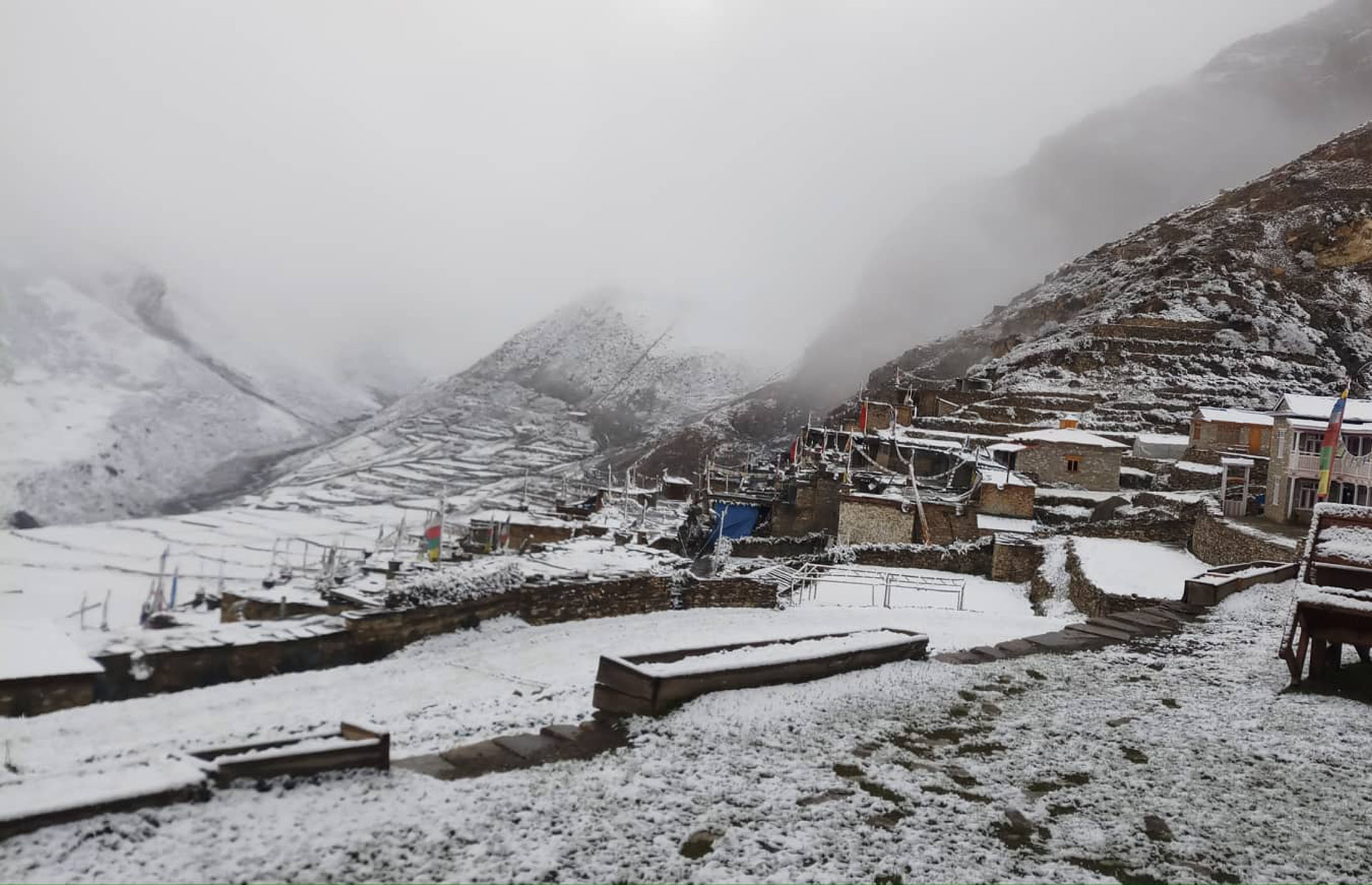 Manang sees unseasonal snowfall