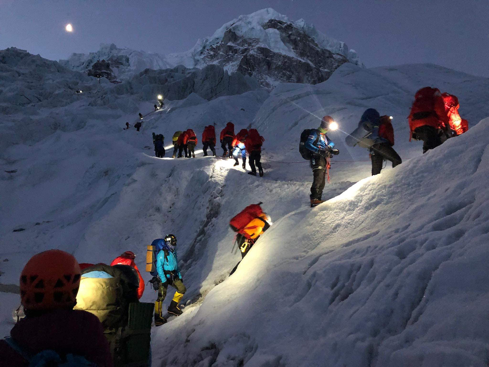 Four eight-thousanders see first summit of season on same day