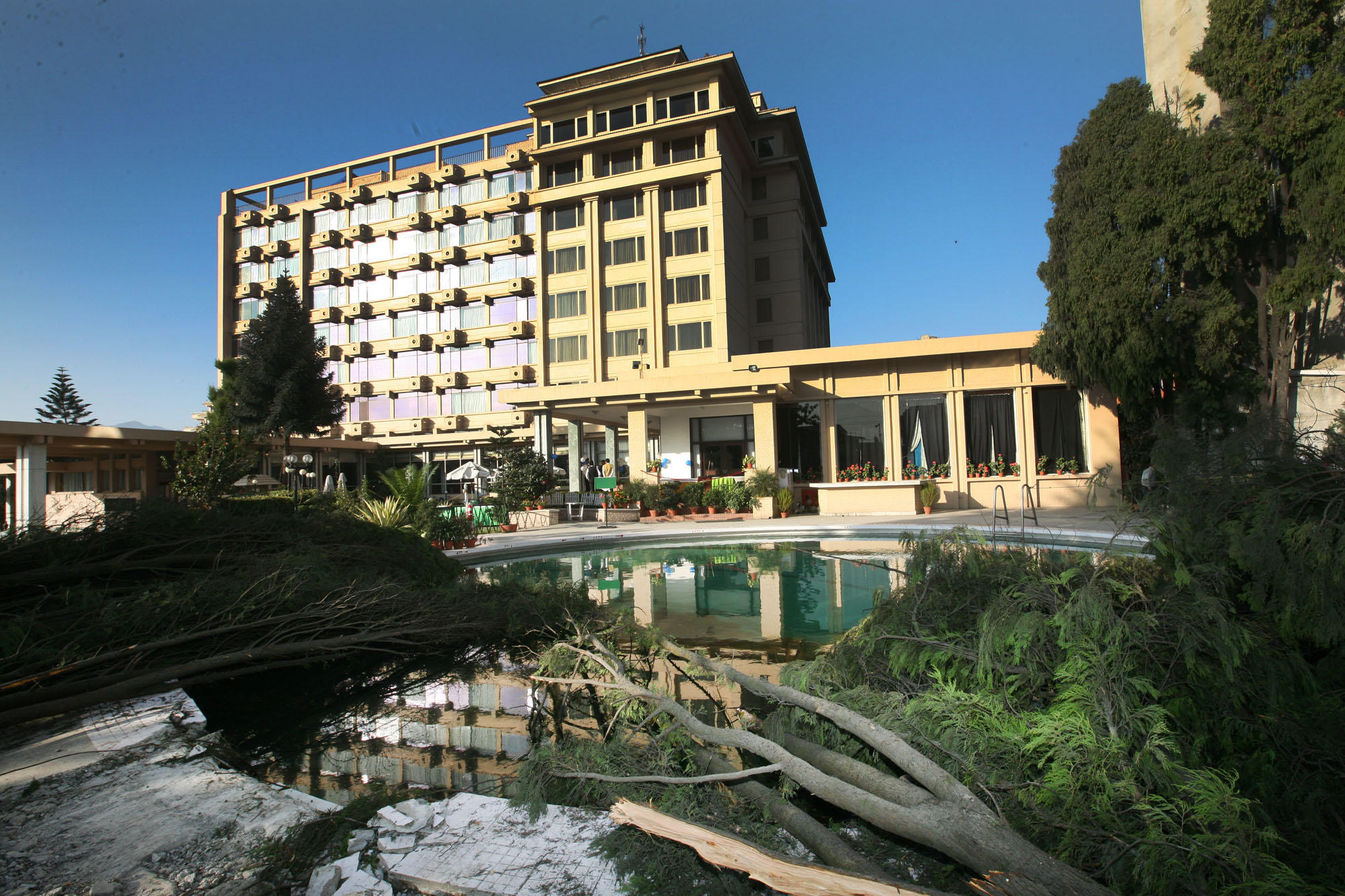 Everest Hotel plans a comeback without clearing outstanding dues