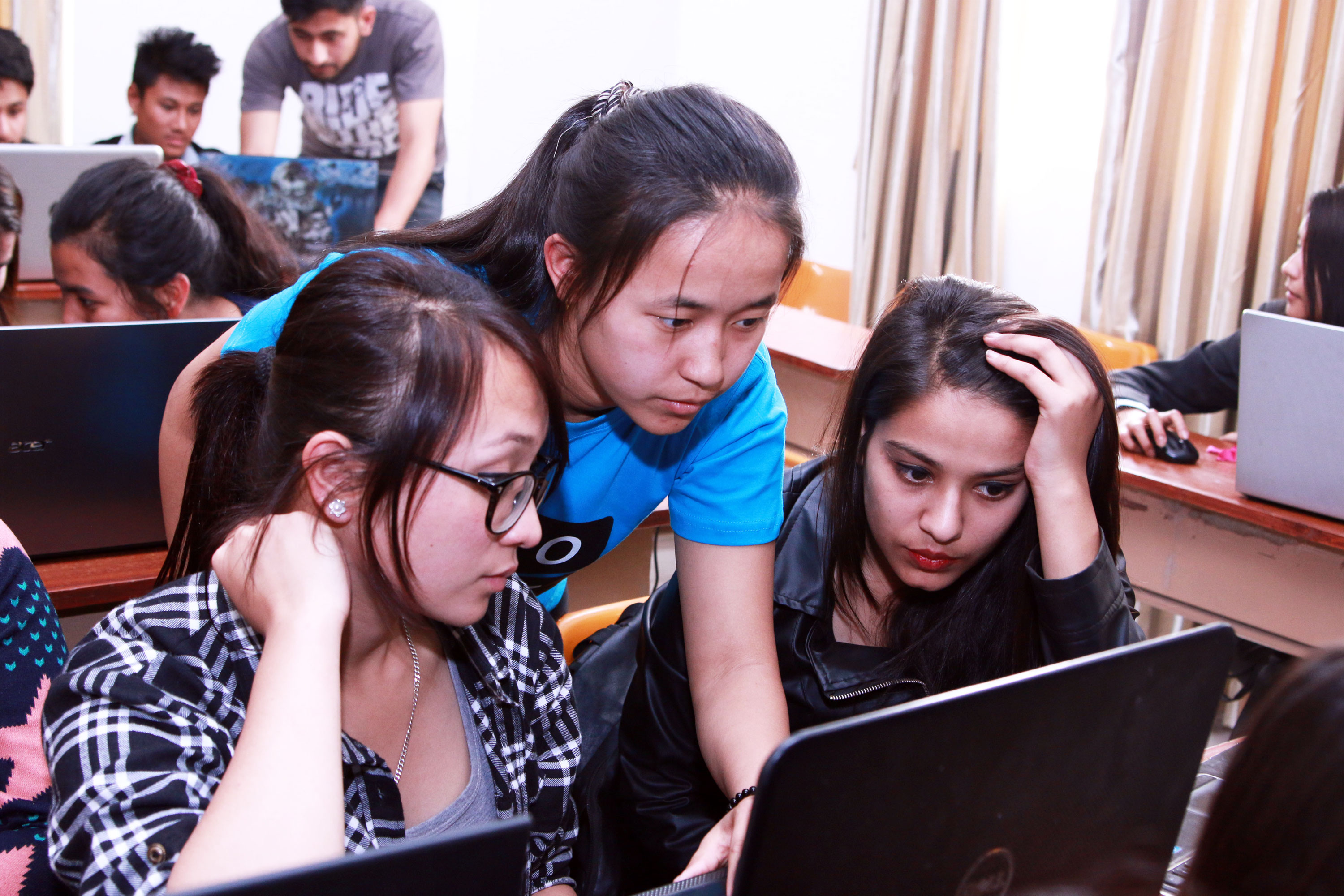 Breaking the glass ceiling, one STEM class at a time