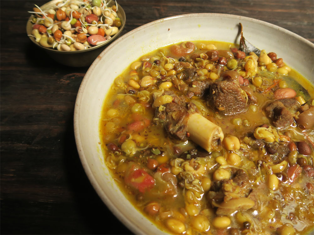 Pair kwati with some goat meat this Kwati Punhi