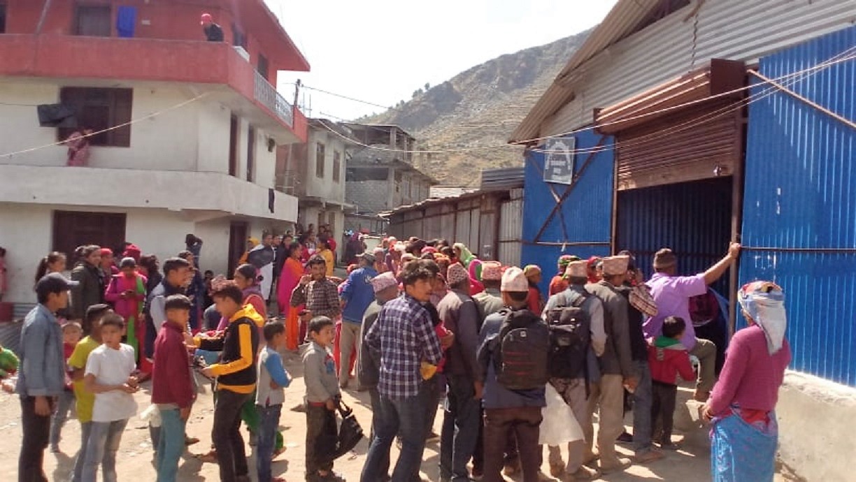 Panic buying forces Bajhang Salt Trading depot to stop the sale of salt
