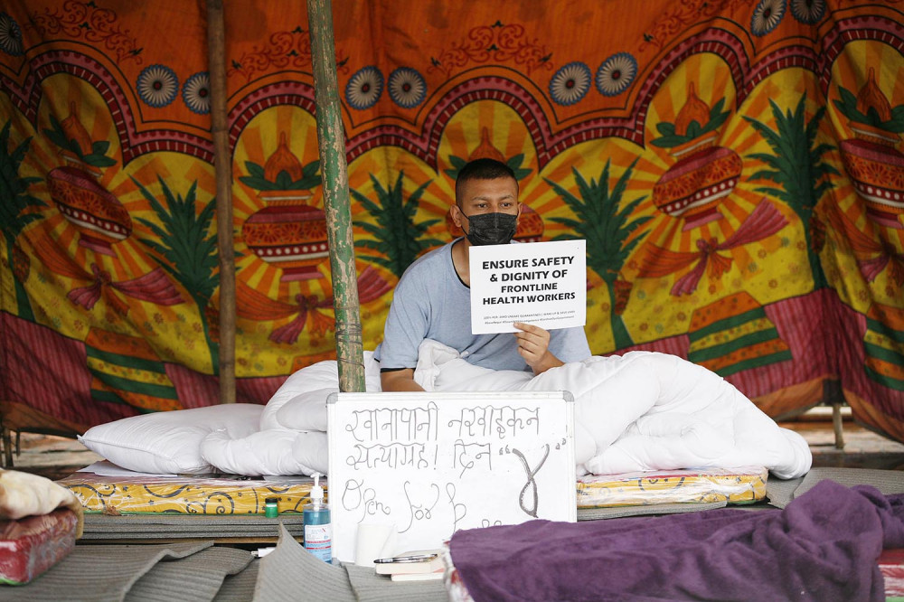 Three youths go on a second hunger strike over pandemic handling