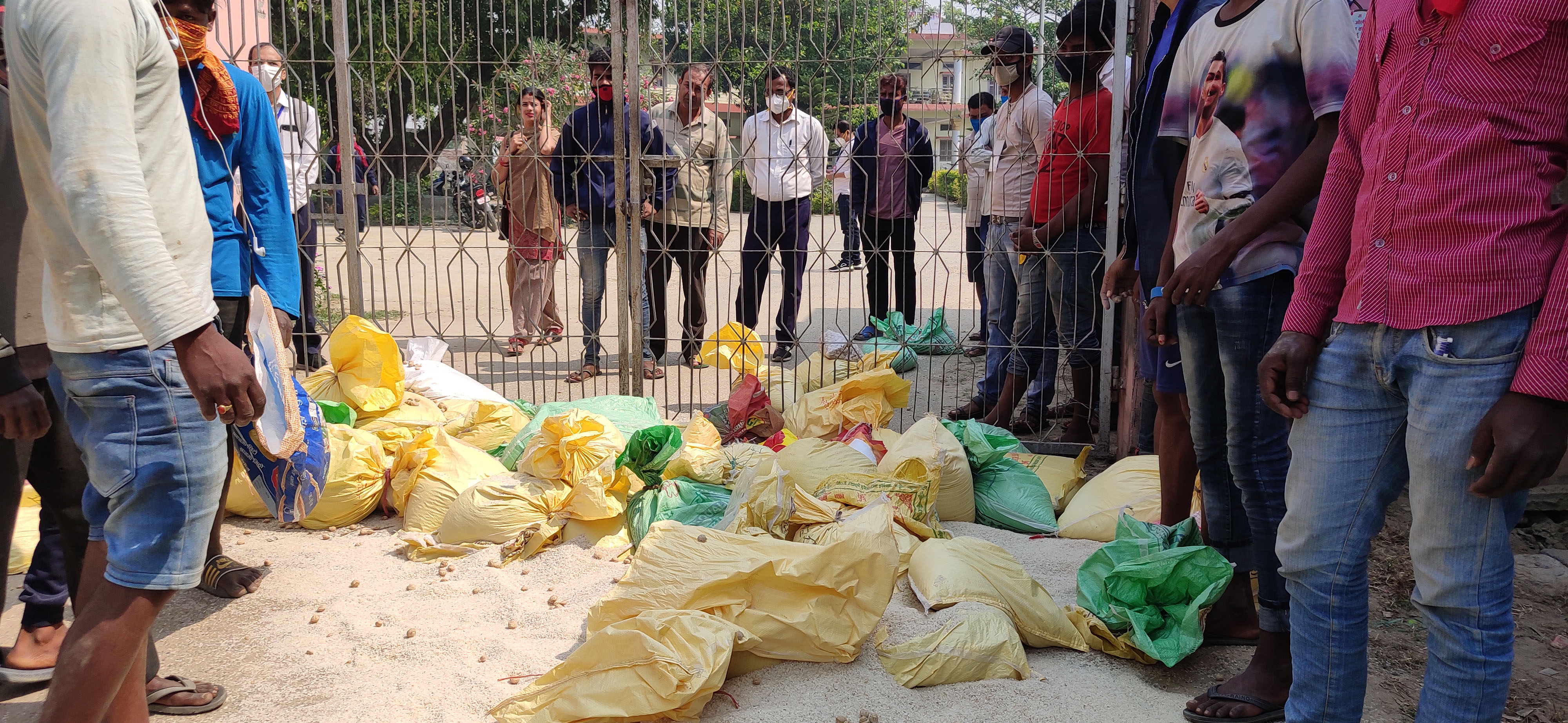 Quality control office verifies foodstuff distributed as relief in ...