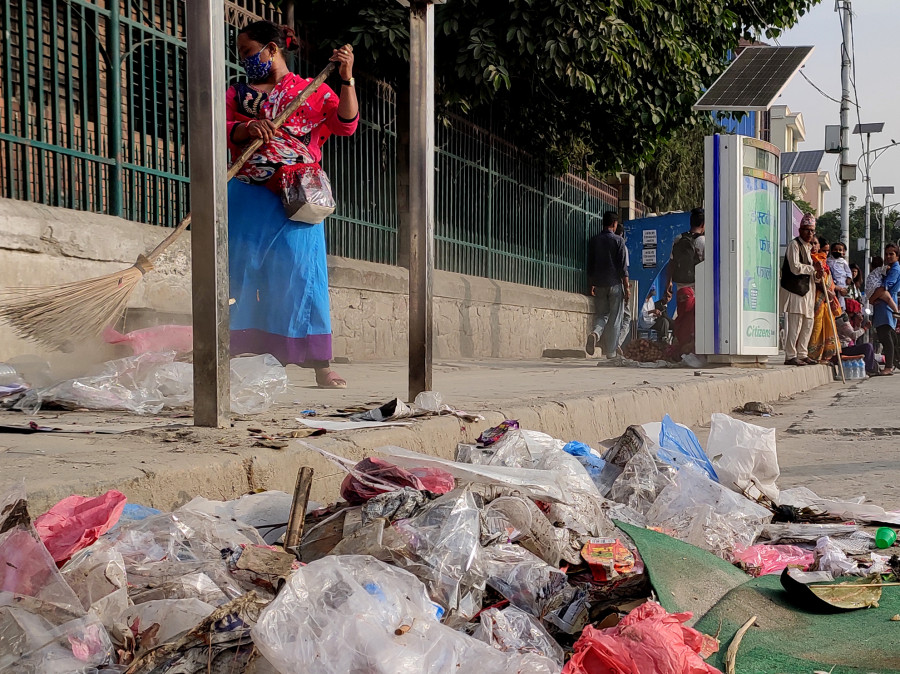 Authorities must urgently protect sanitation workers risking their ...
