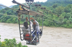 Humla folks still dependent on tuins to cross Karnali river