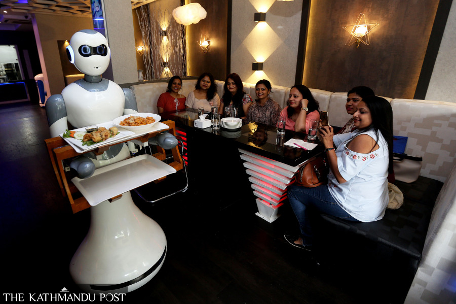 Restaurants say they will open dine-in service from next week