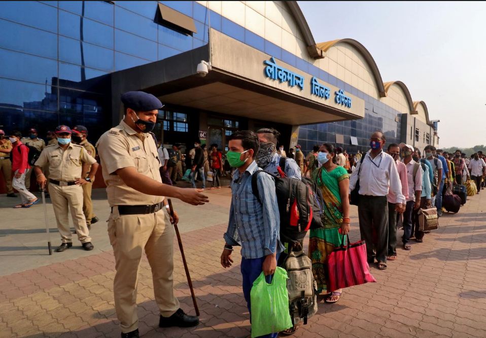 India's new coronavirus cases hit record; Mumbai prepares for lockdown
