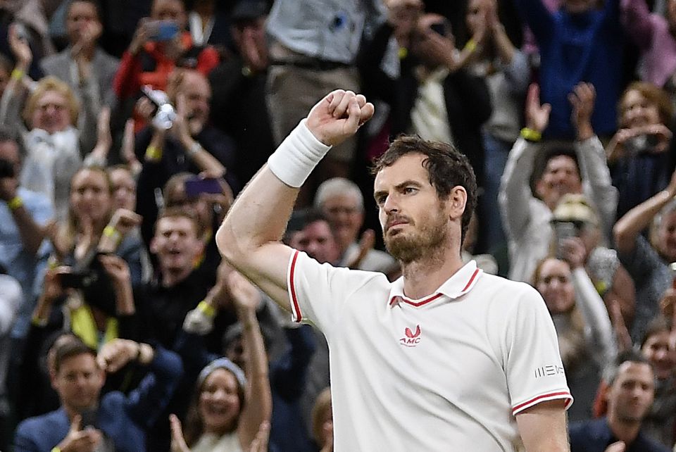 Murray pulls off Oscar-winning performance to keep alive Wimbledon dreams