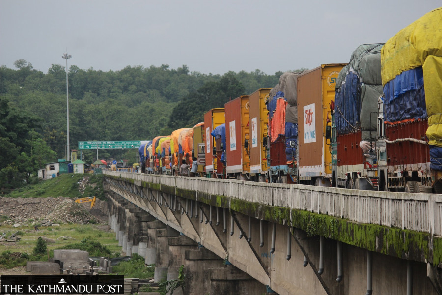 Import ban on ‘luxury goods’ extended, with some items allowed