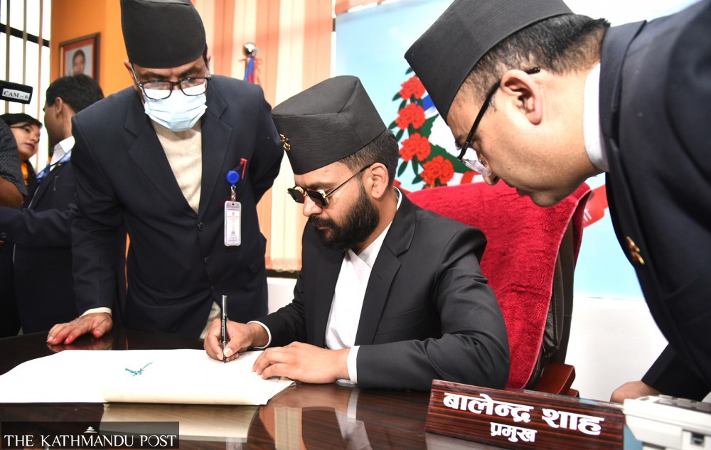Newly elected Kathmandu mayor, deputy mayor assume office