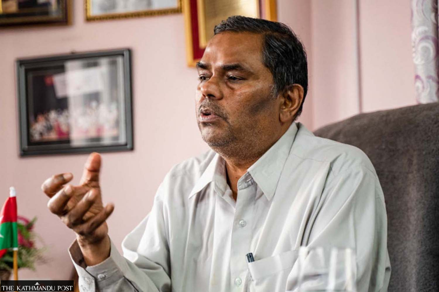 Upendra Yadav takes early lead in Bara-2, Kushwaha follows closely