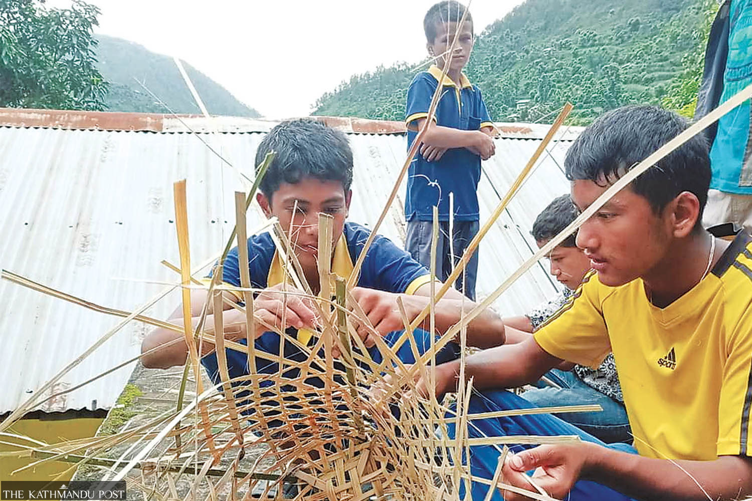 Local school focuses on teaching students traditional crafts