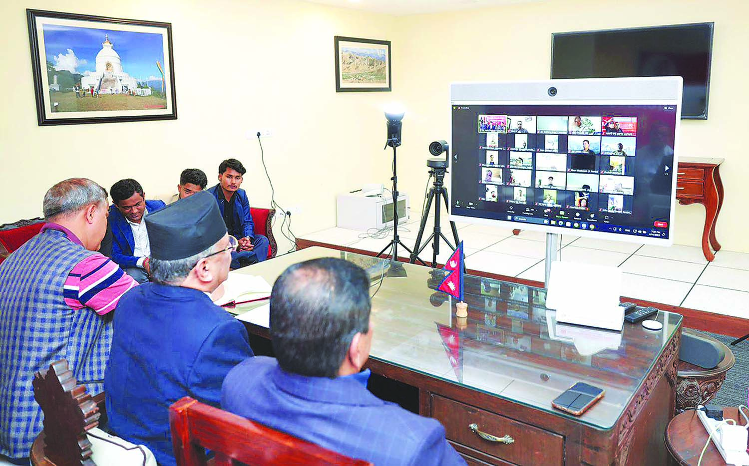 Prime minister renews voting pledge to Nepali citizens residing abroad
