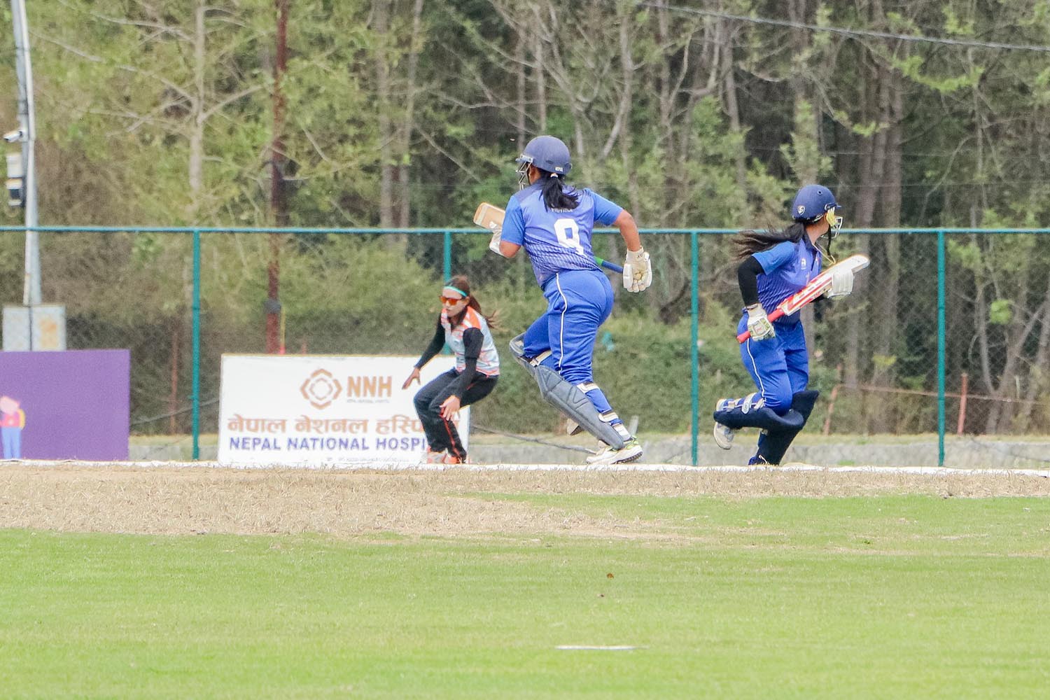 APF enter final after third straight win