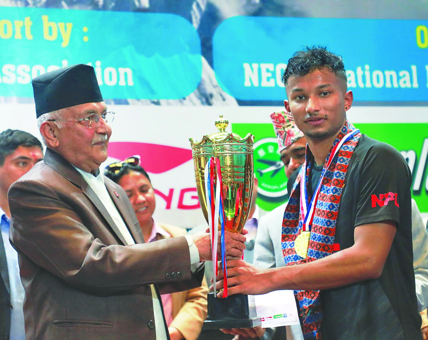 Dahal wins Pushpalal badminton title