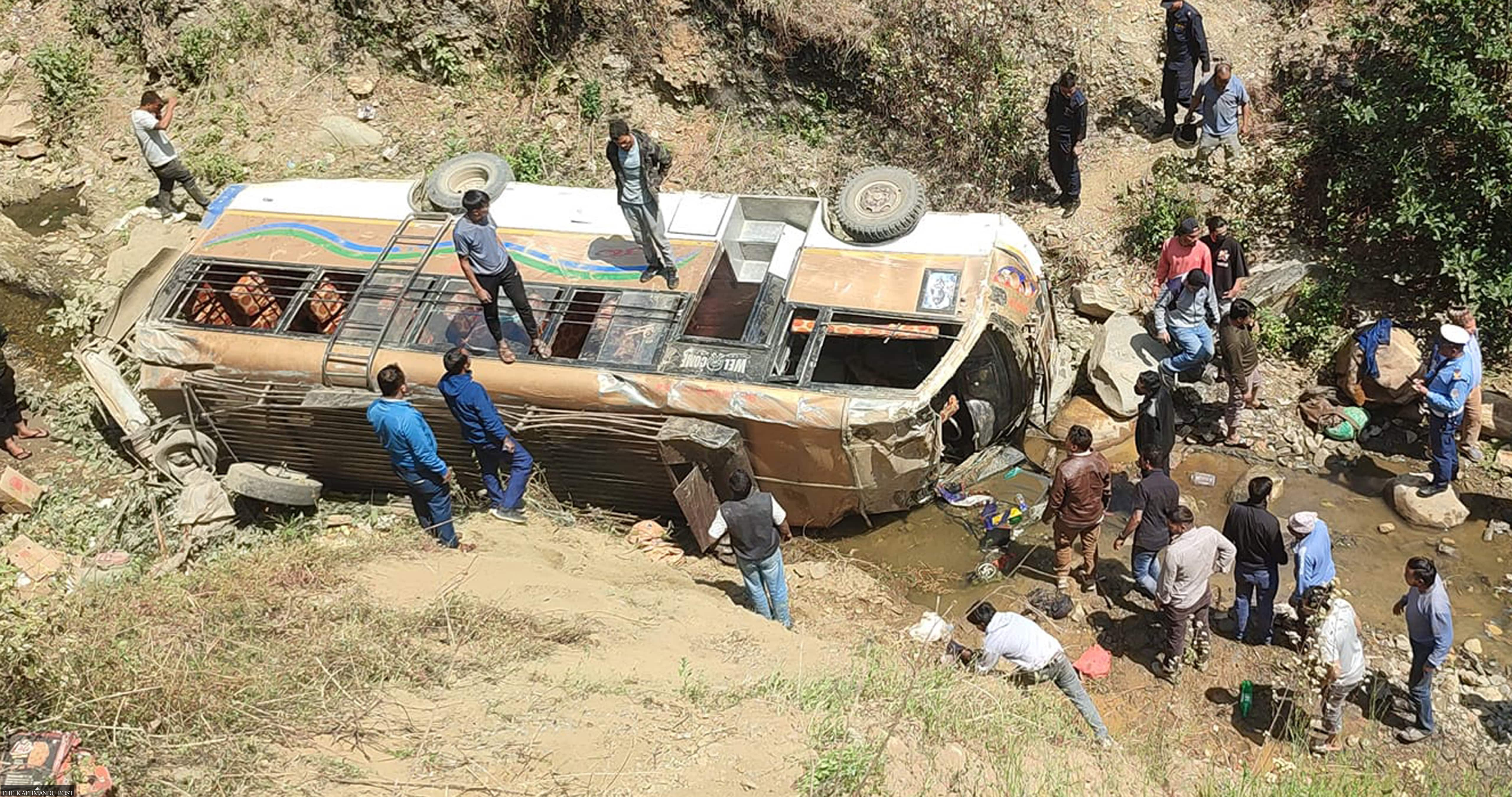 One dead, 21 injured in passenger bus accident
