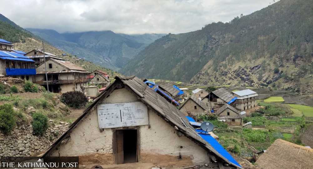 Fire in Kalikot's Juwitha displaces 14 families