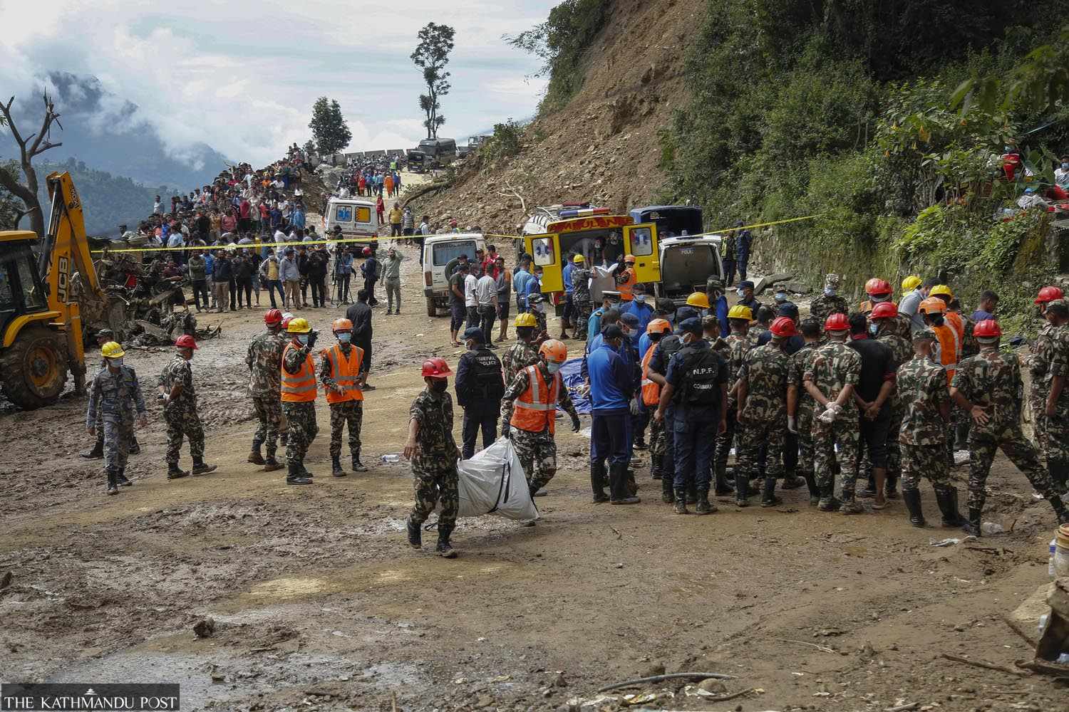 Government announces three-day of mourning in honour of flood victims