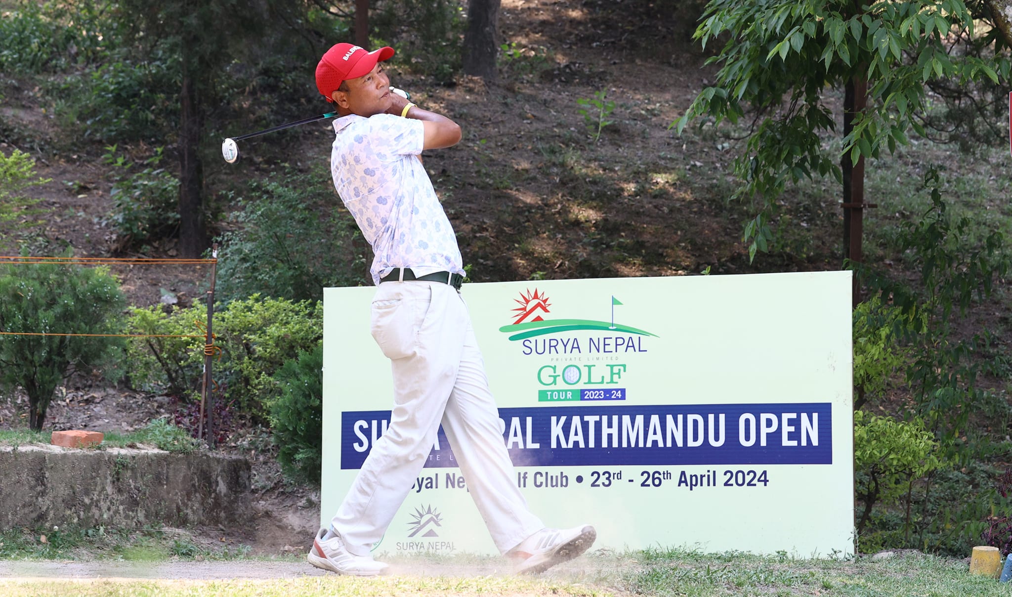 Nagarkoti opens up six-stroke lead