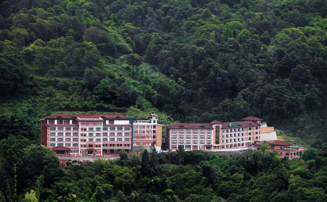 Holiday Inn Hotels & Resorts opens its first resort in Nepal