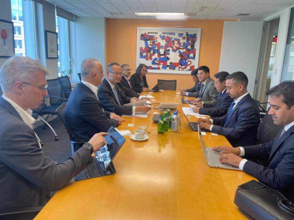 Finance Minister Pun urges World Bank officials to increase investment ...