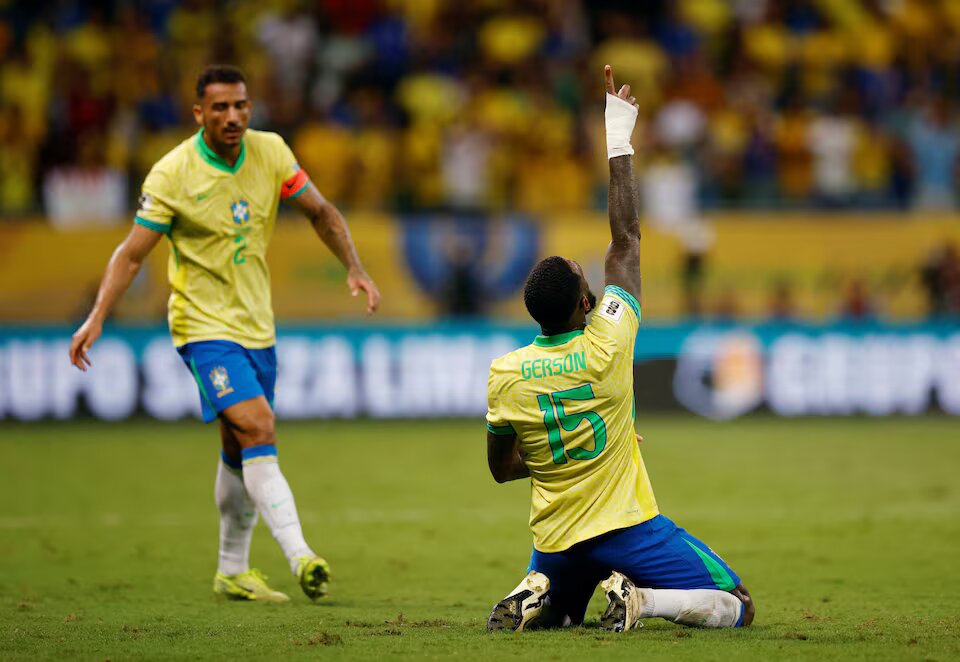 Gerson stunner gives Brazil 1-1 draw with Uruguay in World Cup qualifier