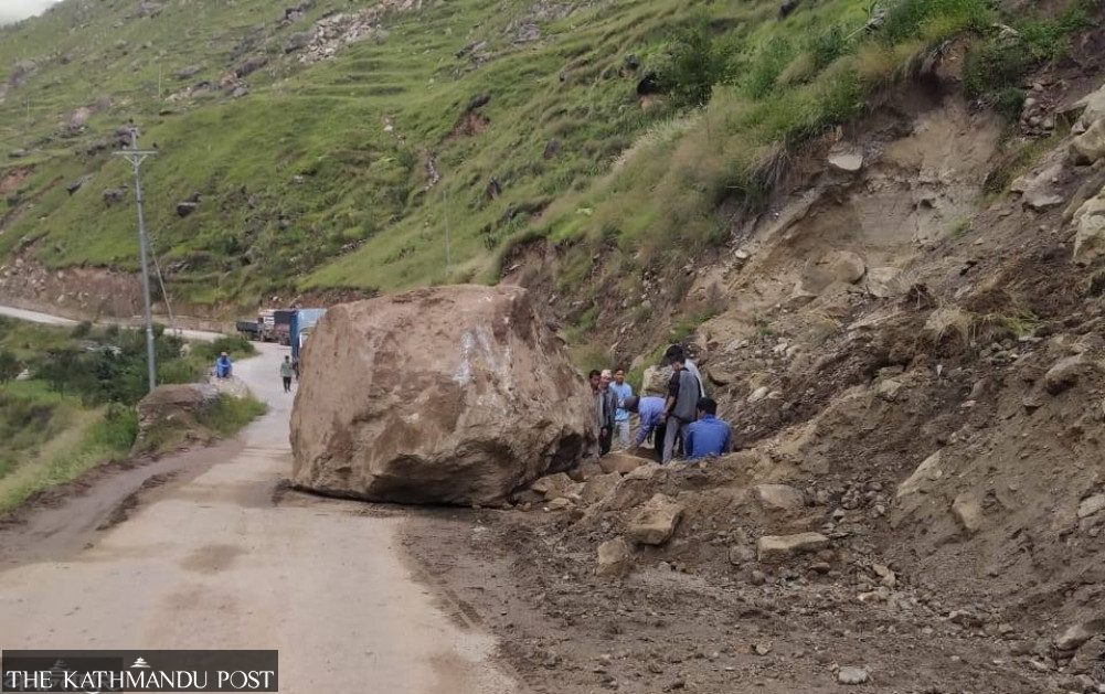 Landslide blocks Karnali Highway in Jumla