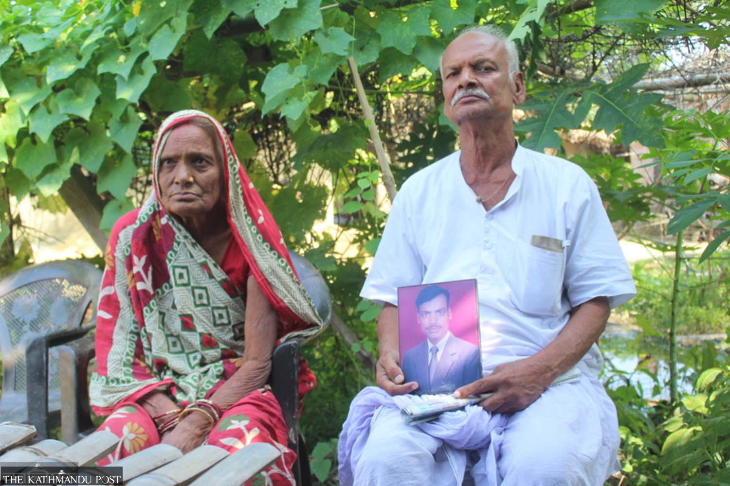 Father of a Rautahat blast victim shocked by Alam’s acquittal